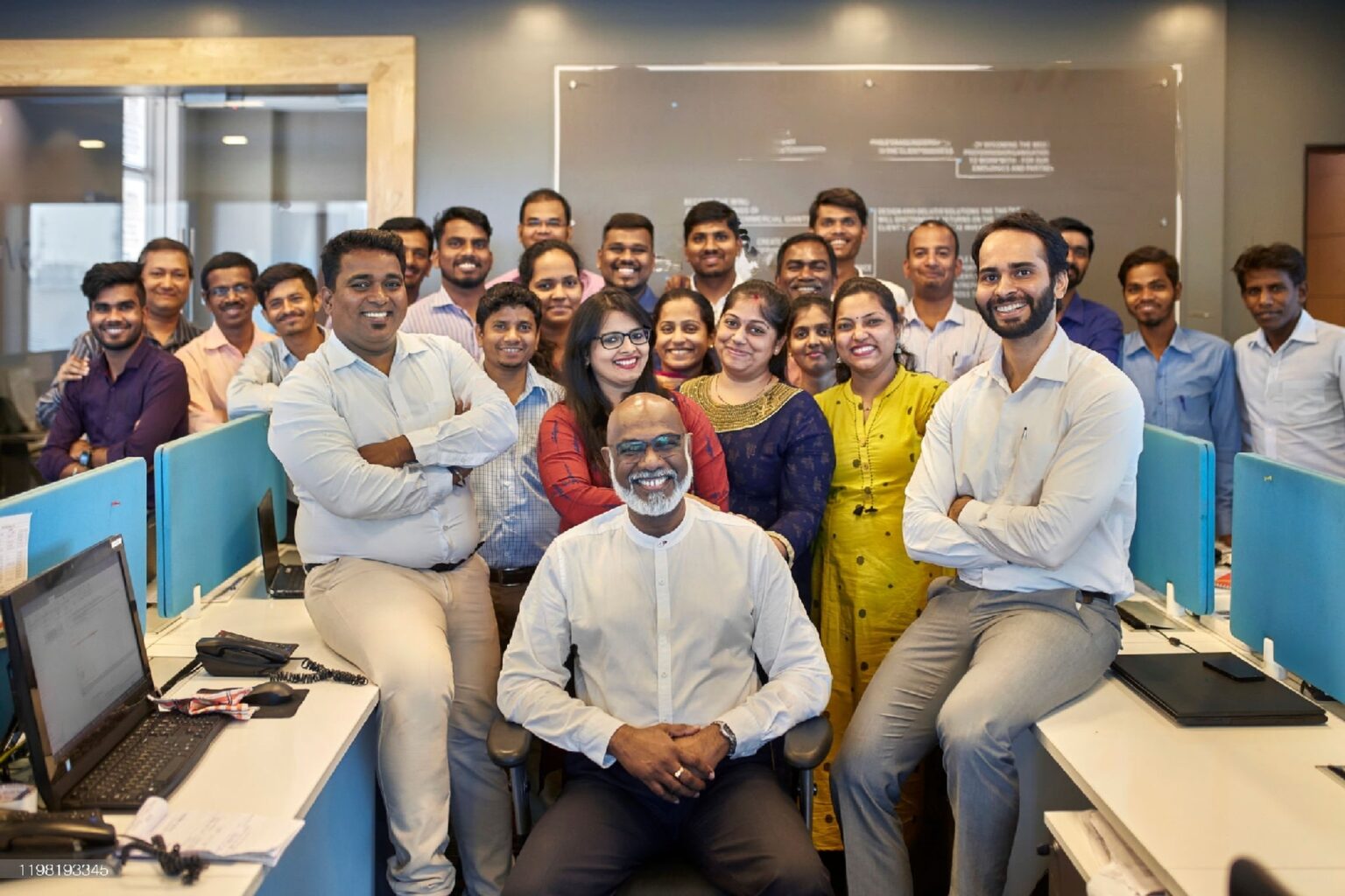 6 Things to Know About Building a Community of Employees - HireHunch Blog
